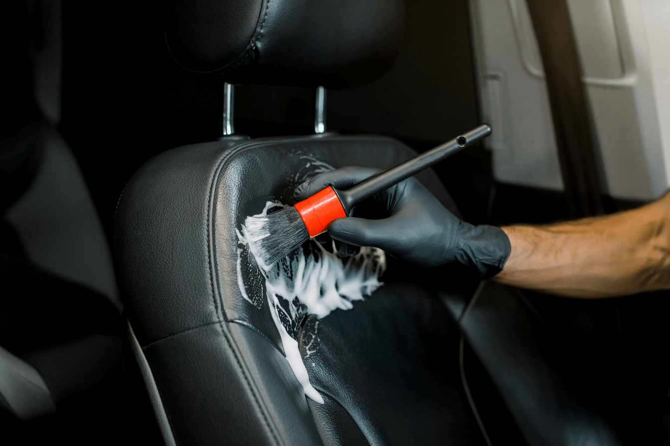 Seat Shampooing - Detail and Dash